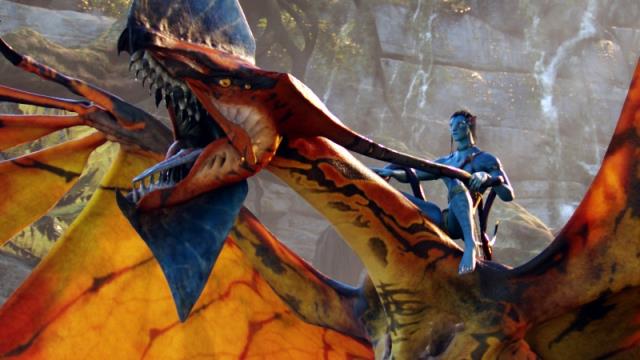 AVATAR Re-Release Stills Offer A Closer Look At The Movie's Jaw ...