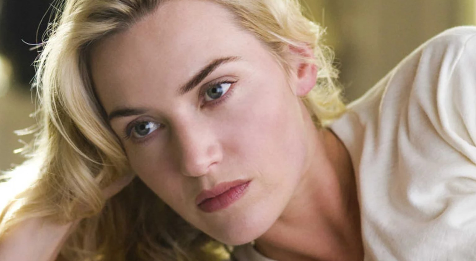 Kate Winslet Reportedly In Talks For A "Major Role" In THE LORD OF THE ...