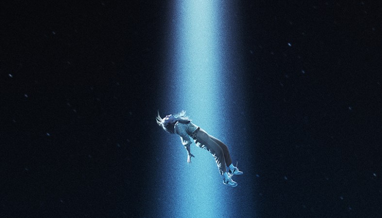 NO ONE WILL SAVE YOU: Kaitlyn Dever Fends Off Alien Invaders In ...